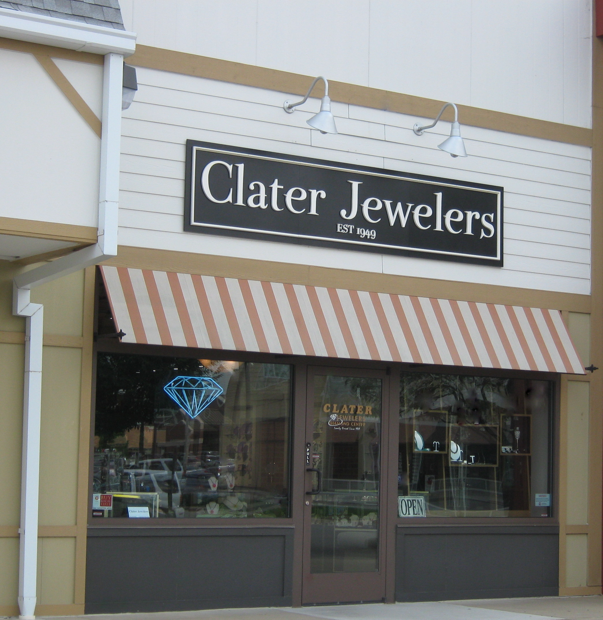 Clater Jewelers - Louisville, KY 40222