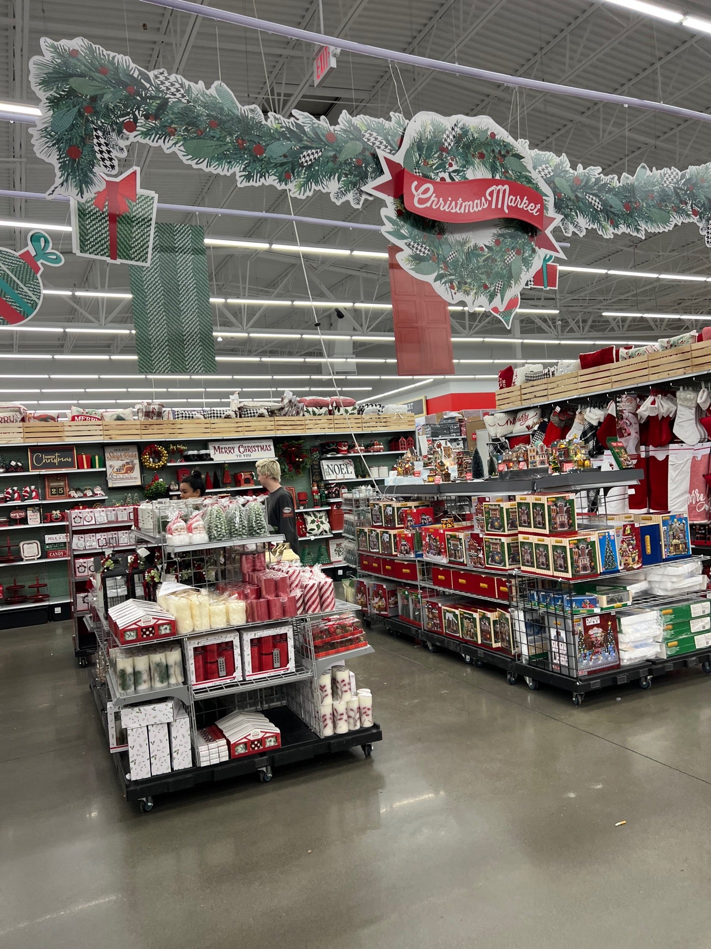 Michaels - The Arts & Crafts Store 1700 W Armory Way, Seattle, WA 98119 ...