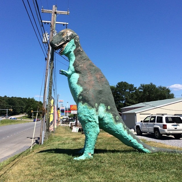 Luray Zoo 1087 Us Highway 211 W, Luray, VA 22835 - superpages.com