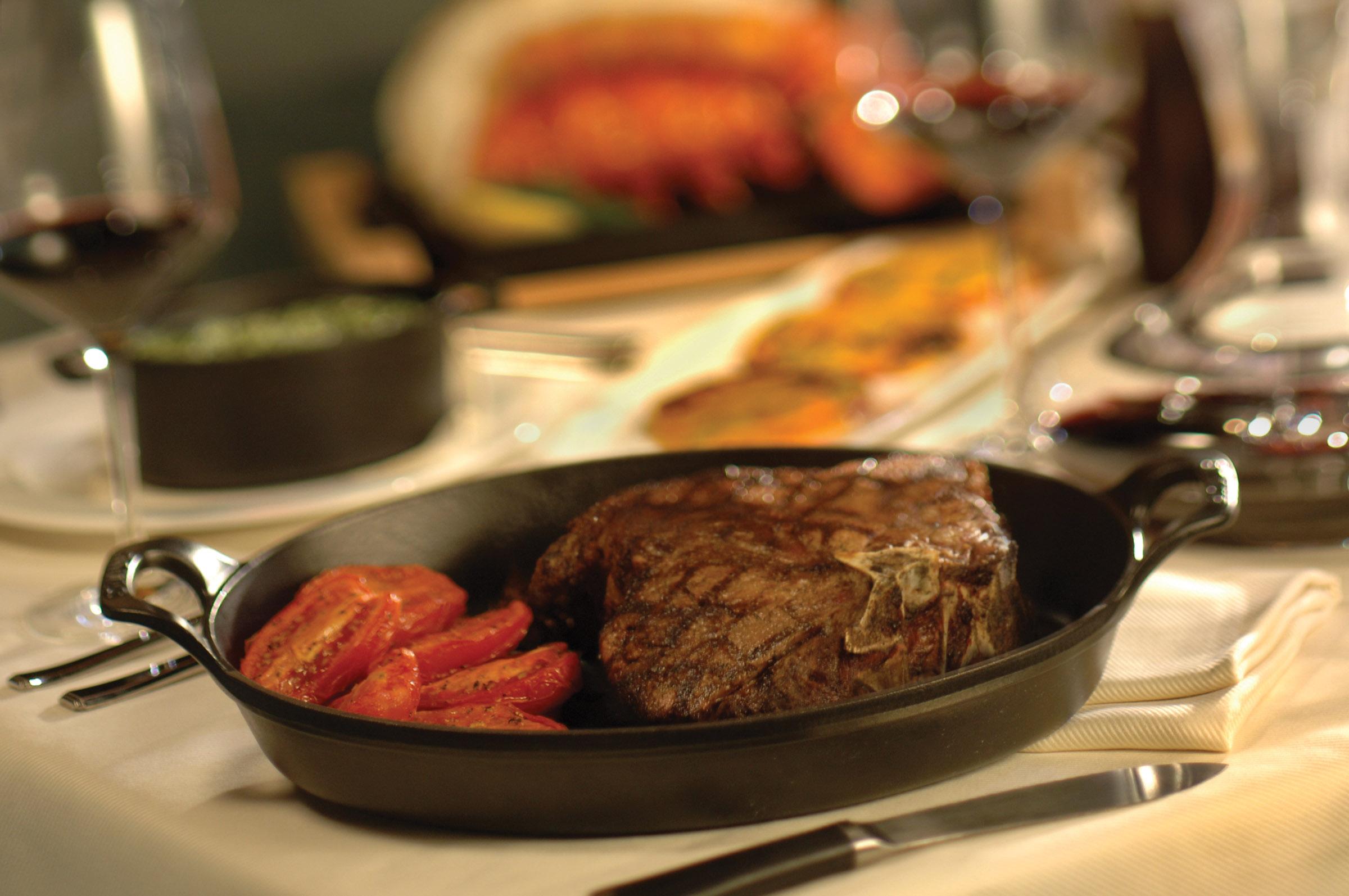 Hank's Fine Steaks & Martinis 2300 Paseo Verde Pkwy, Henderson, NV ...