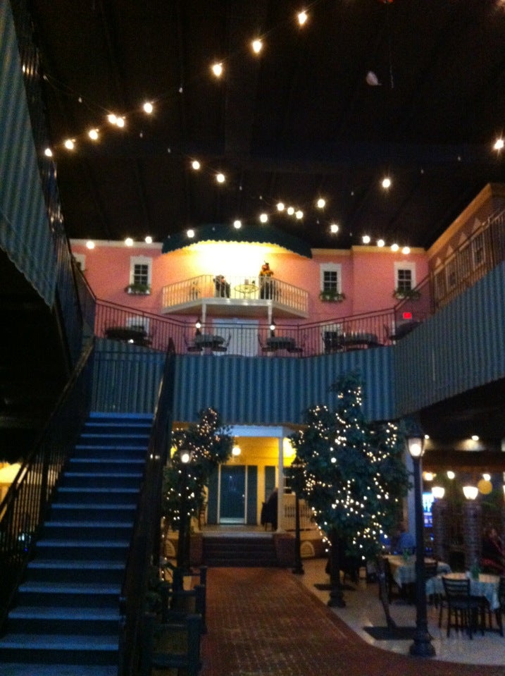 Red Bone Alley - Florence, SC 29501