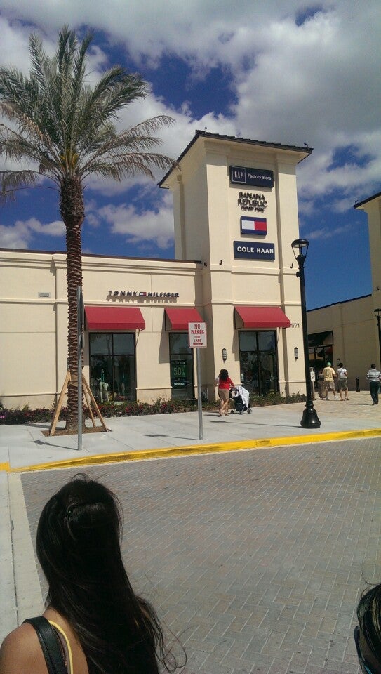 Tanger Outlets West Palm Beach | Tanger Outlet Palm Beach – LIHS