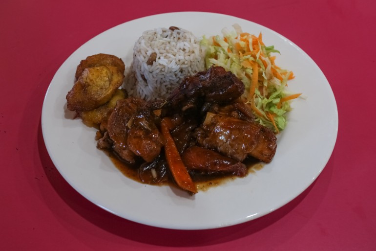 Carl's Seafood Restaurant - Little Ochi - Lauderdale Lakes, FL 33313