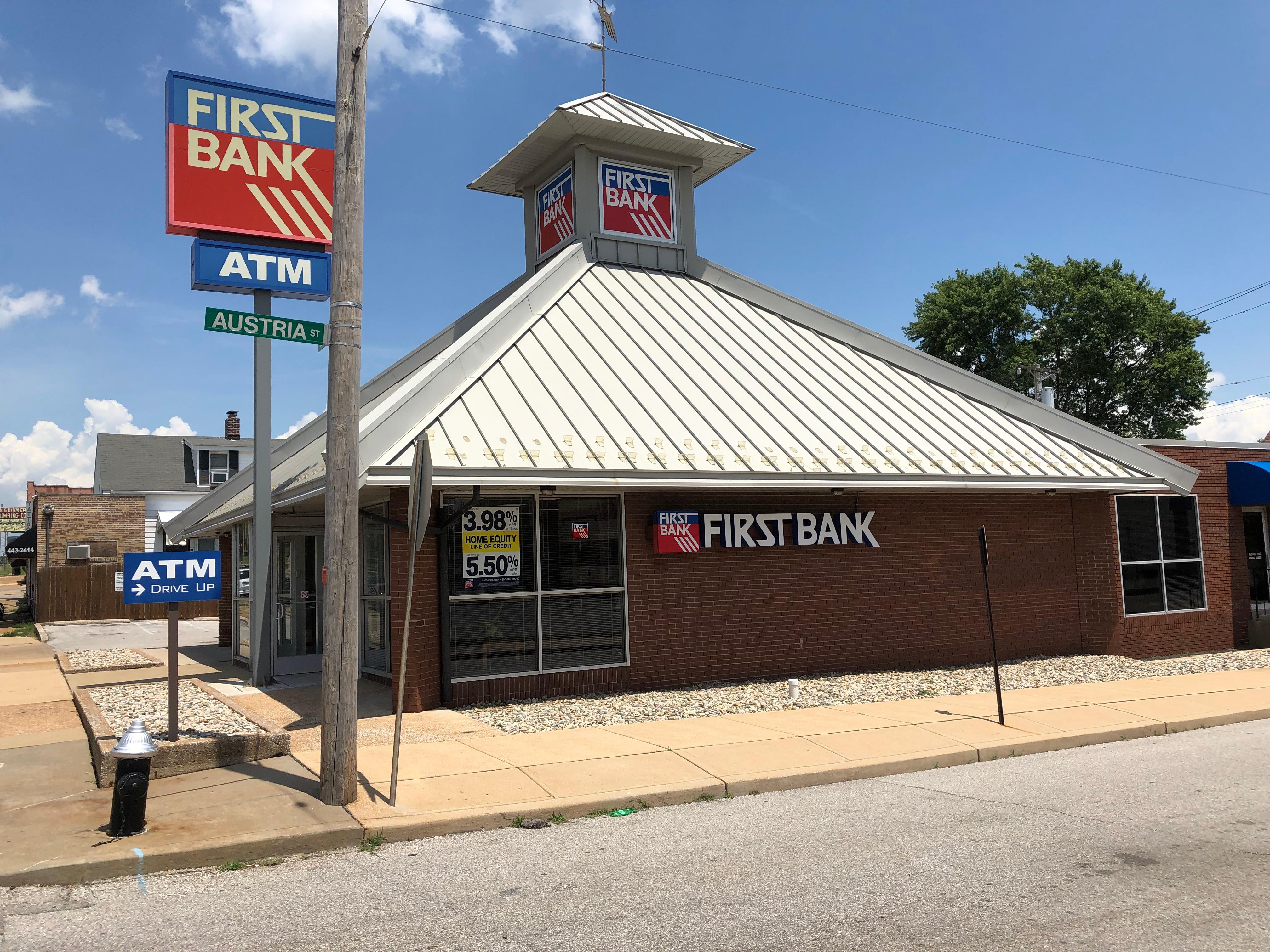 First Bank - Saint Louis, MO 63116